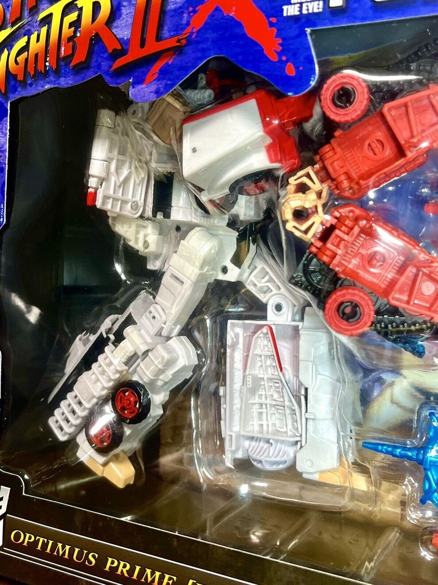 2022 Street Fighter II x Transformers - Optimus Prime (RYU) vs Megatro ...